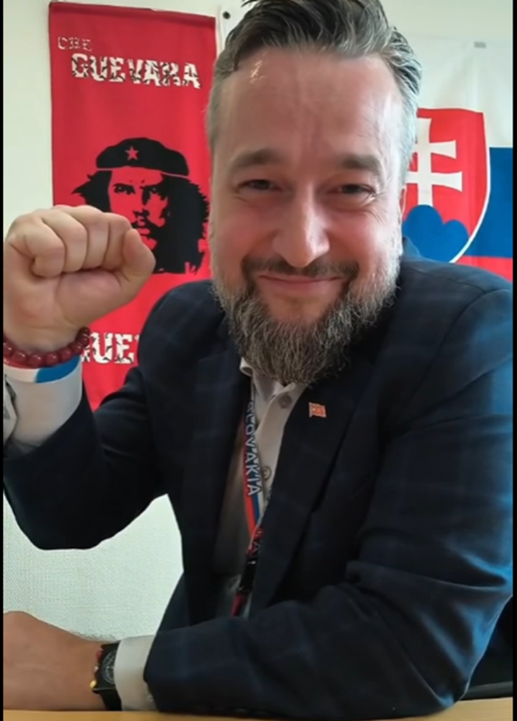 Ľuboš Blaha je späť – vracia sa na Facebook