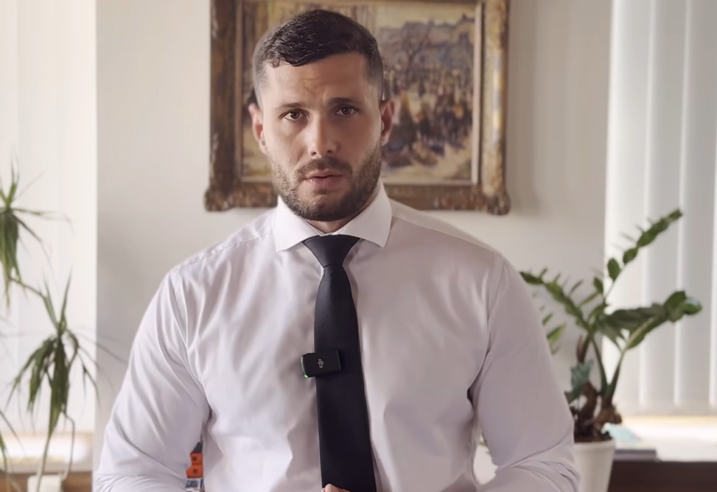 Richard Glück má tri otázky na „škodcov“ z PS – „protislovenskej strany“