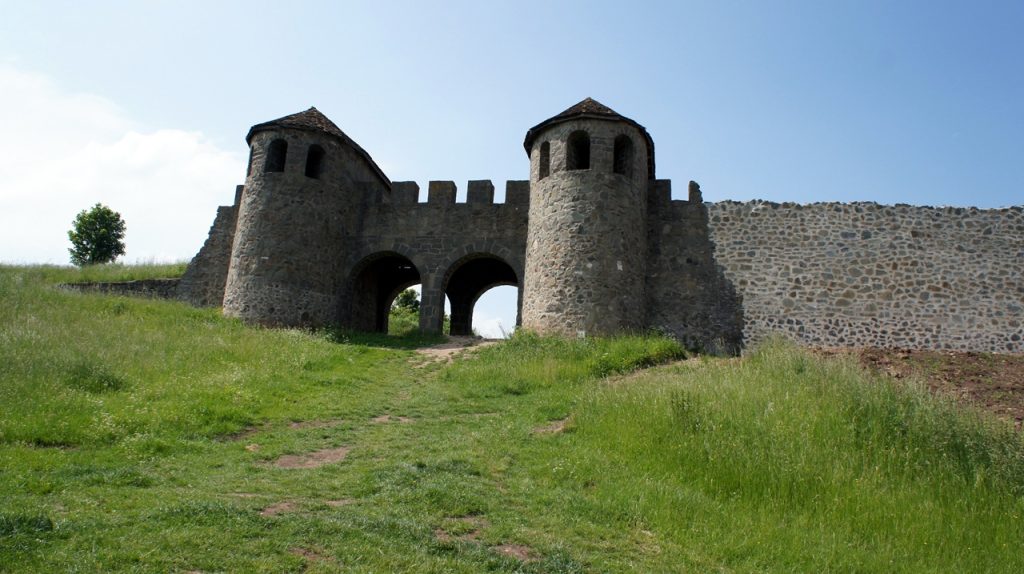 Dôvody deformácie našich dejín? A niečo o múzejníctve