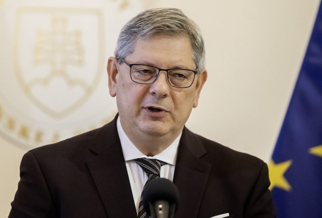 Minister Susko podpísal s odborármi zo Zboru väzenskej a justičnej ...
