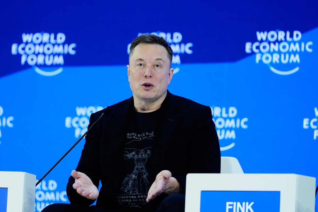 Elon Musk sa vracia do americkej politiky - Hlavné správy